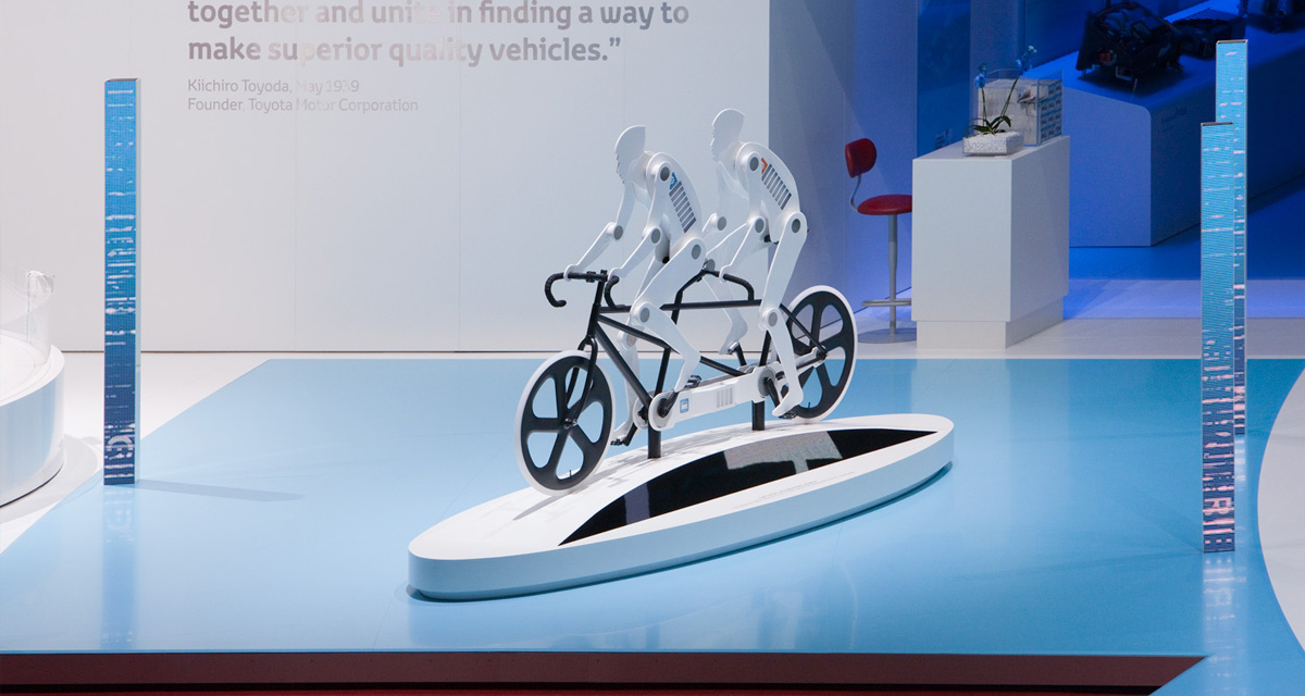 Display Toyota Tandem Display – b+s exhibitions GmbH